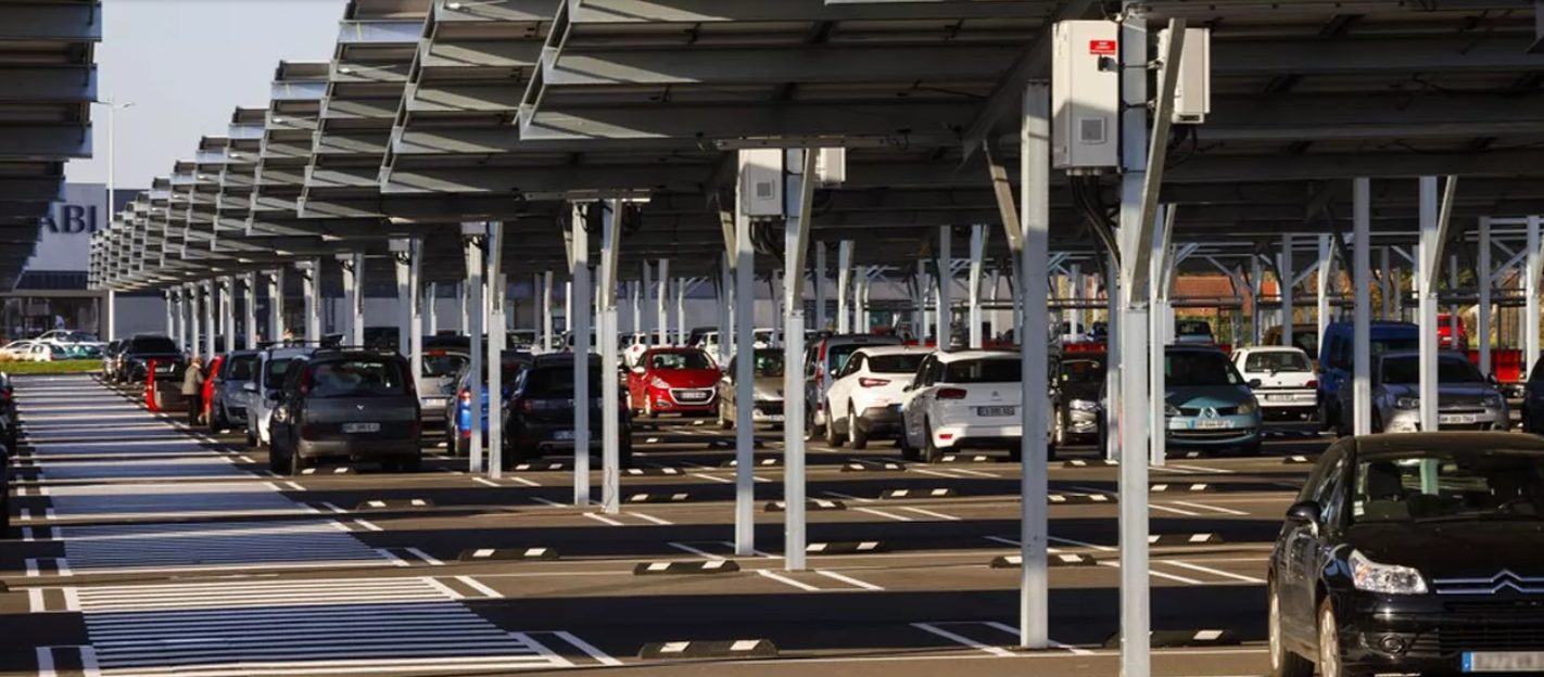 Ombrière De Parking Photovoltaïque 🅿️ | Bâtiment Gratuit